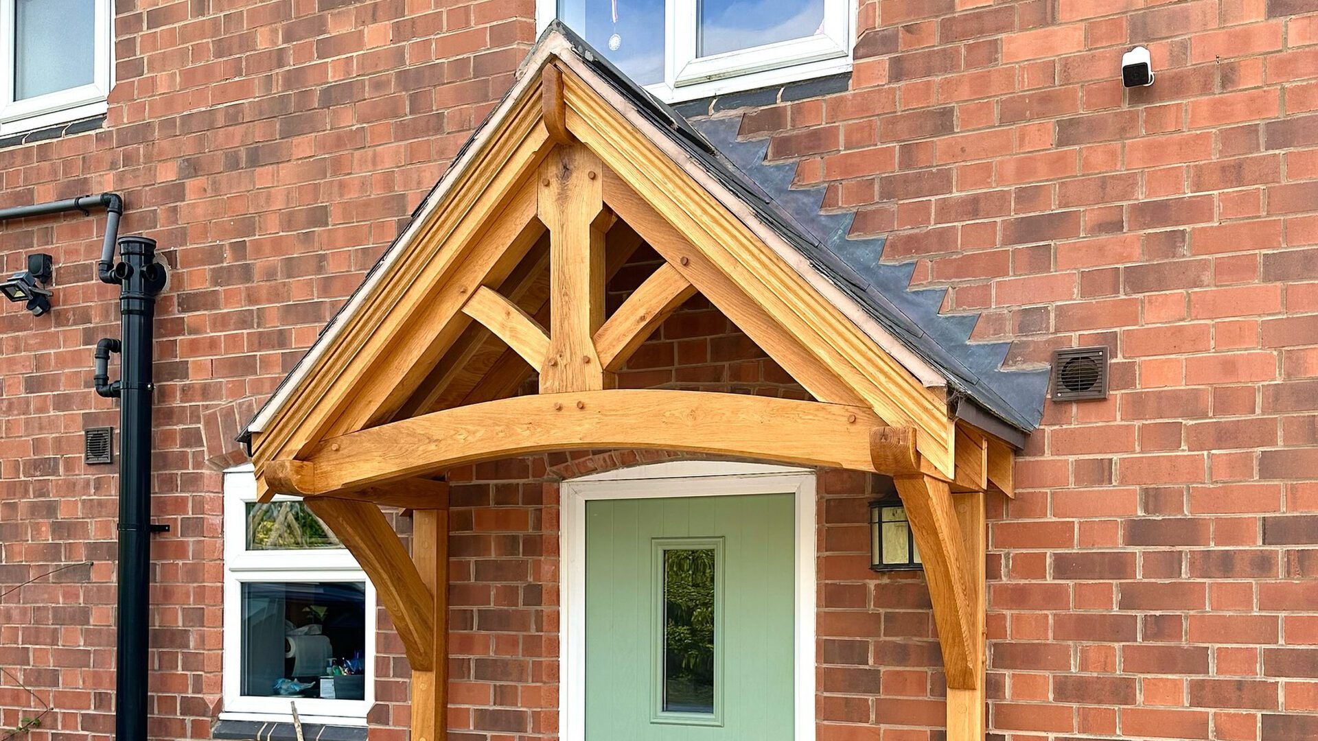 Solid Oak Front Porch | UK Timber Projects Gallery