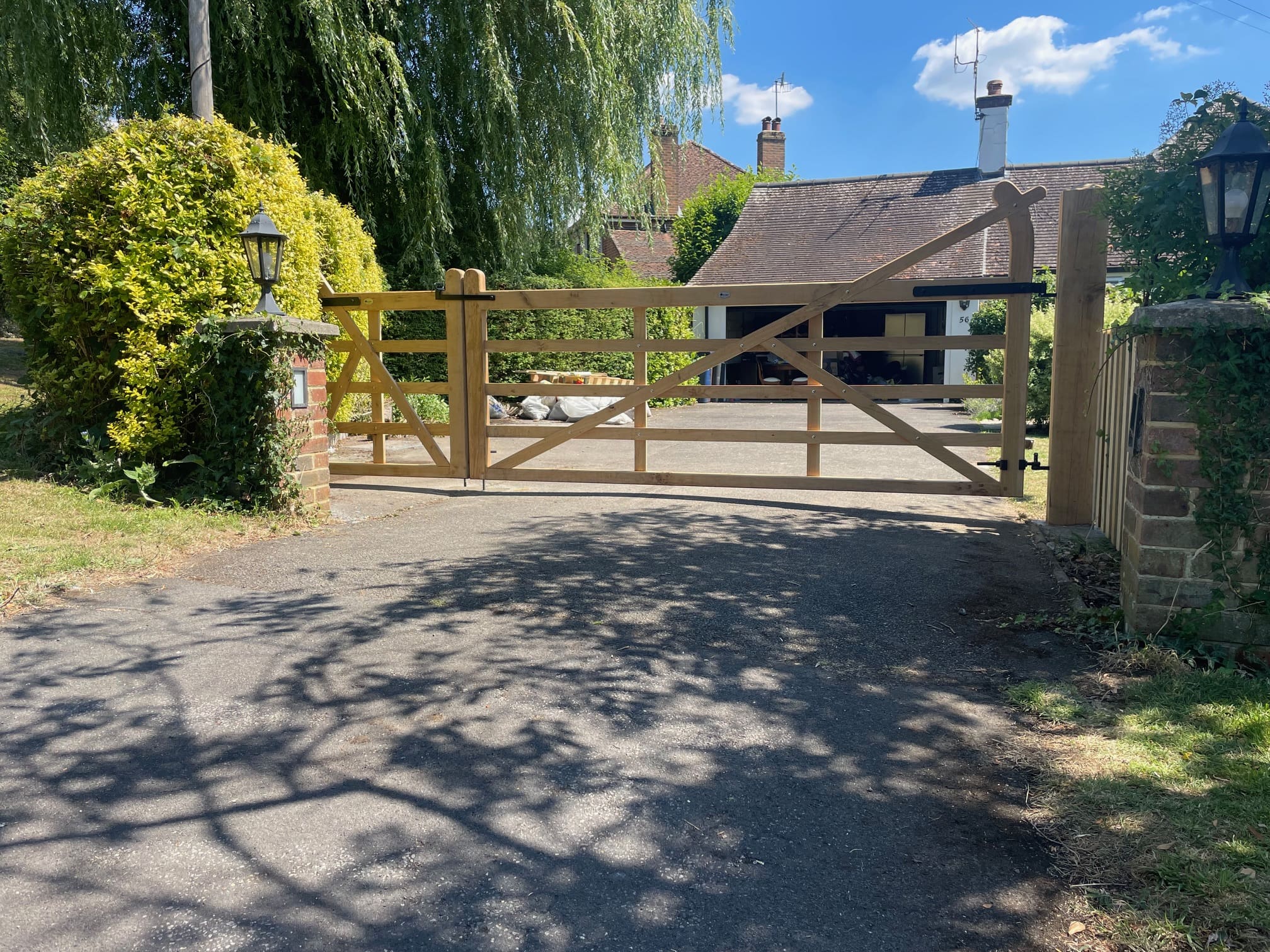 Prestige Solid European Oak Curved Heel Ranch Gates | UK Timber ...